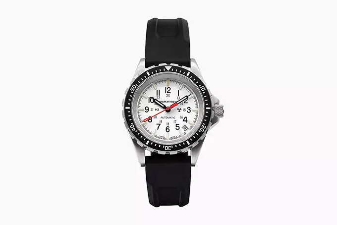 15 nejlepších hodinek s bílým ciferníkem pro muže v roce 2022 424_2