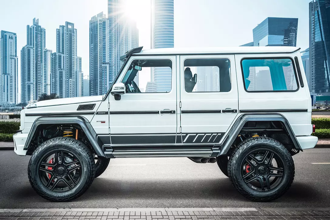 Brabus 700 4x4² „Unul din zece” Ediția finală 4284_1