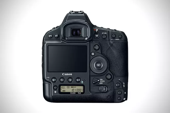 Canon EOS-1D Mark II Ikhamera 2