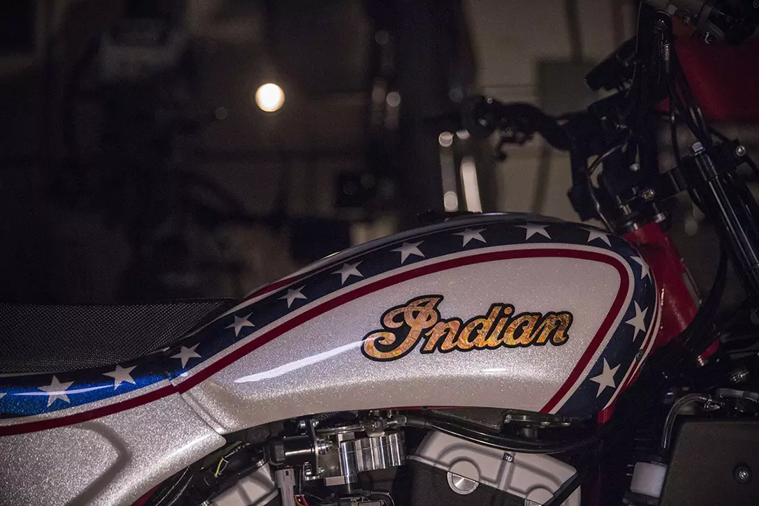 Travis Pastrana's Indian Scout FTR750 yi RSD 4410_2