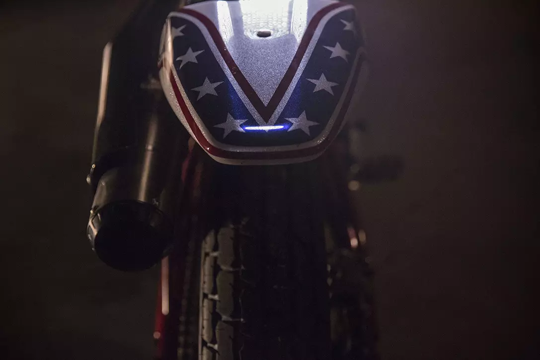 Indian Scout FTR750 на Travis Pastrana от RSD 4410_6