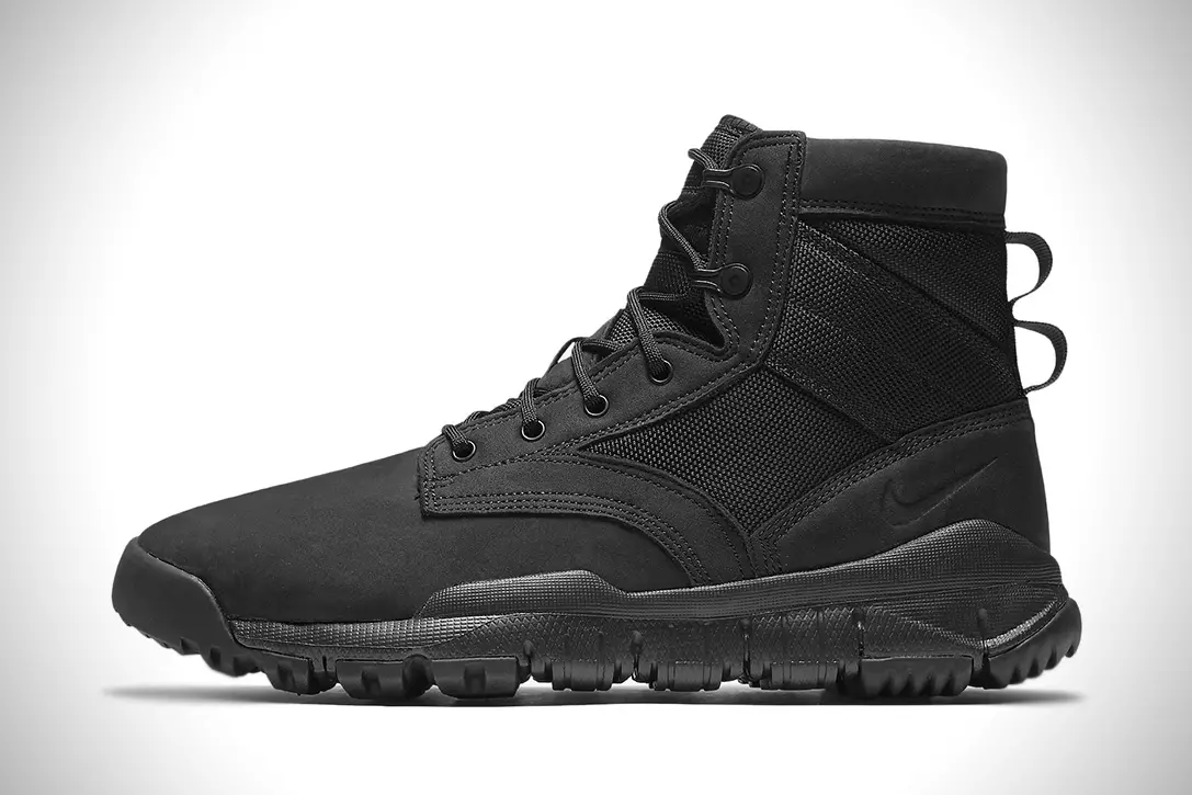 Nike SFB 6 կաշվե սպորտային կոշիկներ