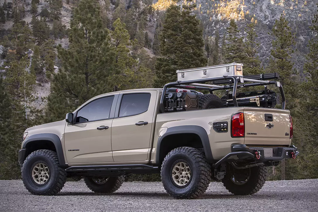 Kamion Chevrolet Colorado ZR2 AEV 4561_1