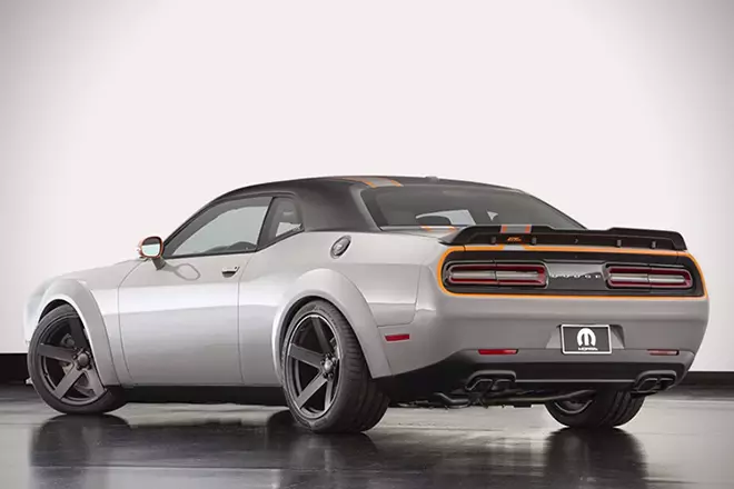 Dodge Challenger GT AWD Konsepto 2