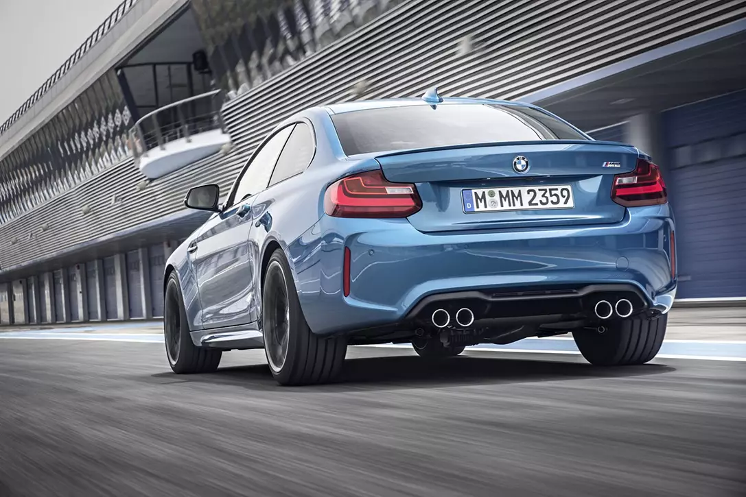 2016 BMW M2 6