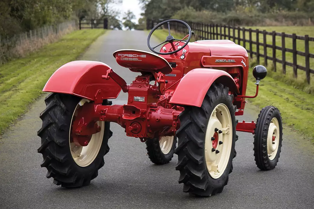 Sebaka sa Fantisi: 1960 Porsche Diesel Junior Tractor 5556_3