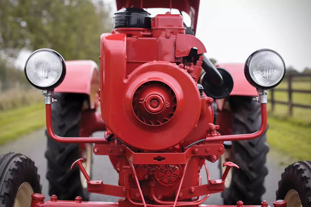 Aukčný blok: 1960 Porsche Diesel Junior Tractor 5556_5