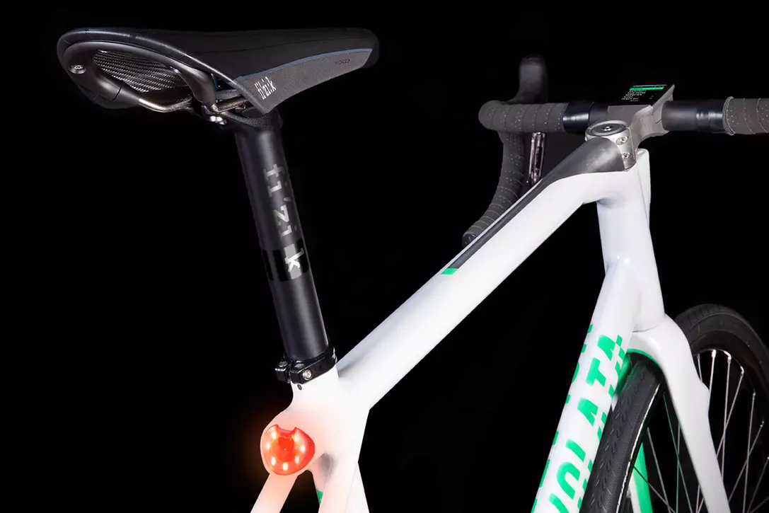 Volata Cycles High Tech Bike ៣