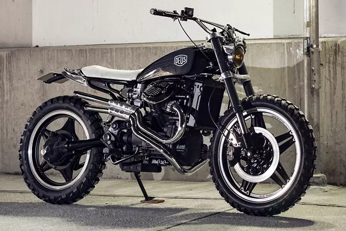 Honda CX400 'THE GRAY GHOST' GL400 của Deus Ex Machina 6018_1