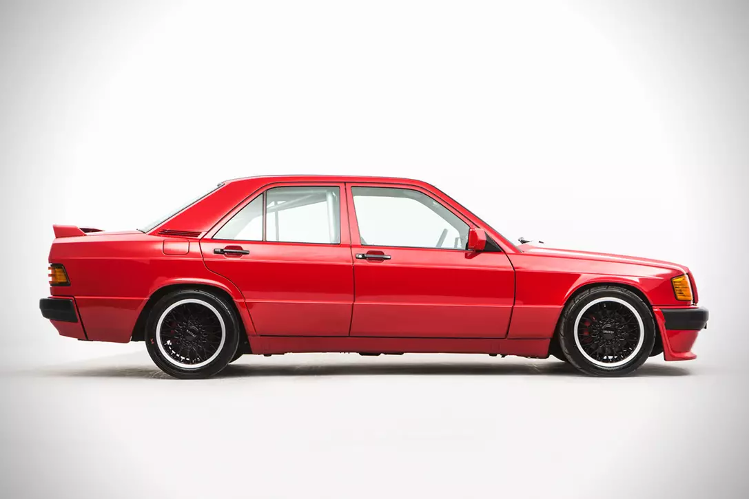 Auction Block: Brabus 190E 3.6S Lub teeb yuag 6049_2