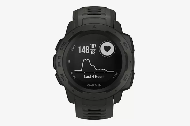 15 Bescht Garmin Uhren fir all Fitnessaktivitéit 6075_6