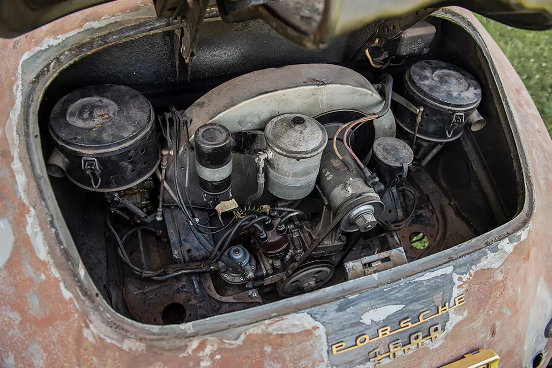 Kupeza kwa Barn: 1958 Porsche 356 'Super' Speedster 6091_8