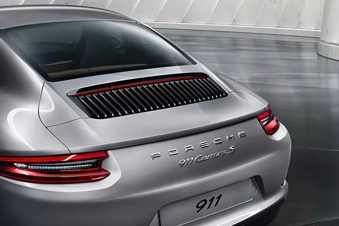 2017 Porsche 911 Carrera 7