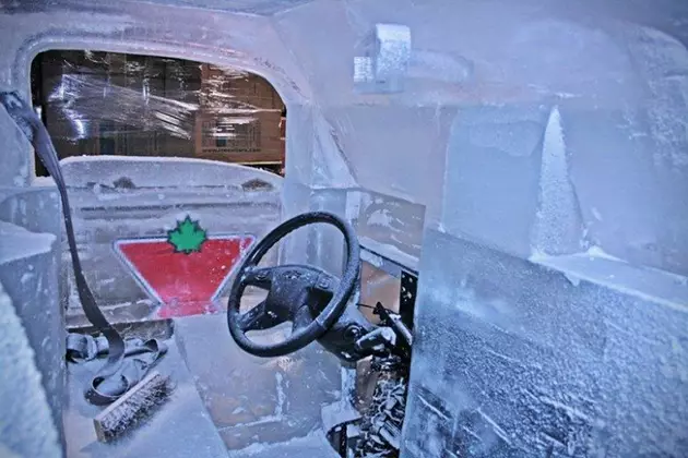 Chevy Silverado Ice Truck di Canadian Tire 8