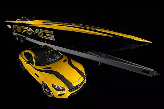 مرسڊيز بينز AMG x سگريٽ ريسنگ 50 Marauder GT S Concept 2