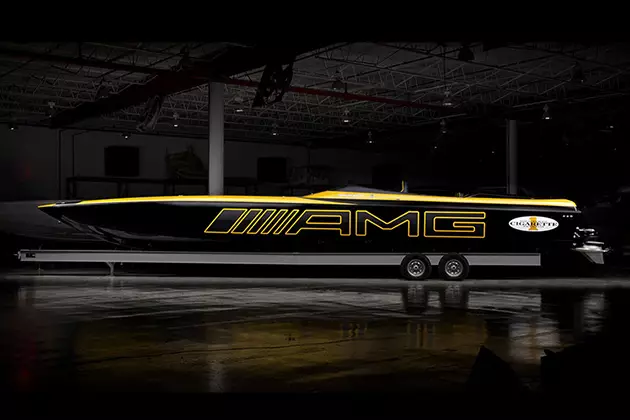 Mercedes-Benz AMG x Cigarette Racing 50 Marauder GT S Concept 3