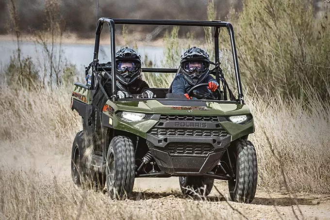 Polaris Ranger Youth Side-By-Side ATV 6538_1