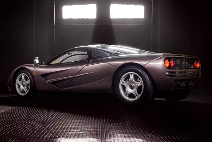 Blok aukcyjny: Jednorazowy 1995 McLaren F1 6633_2