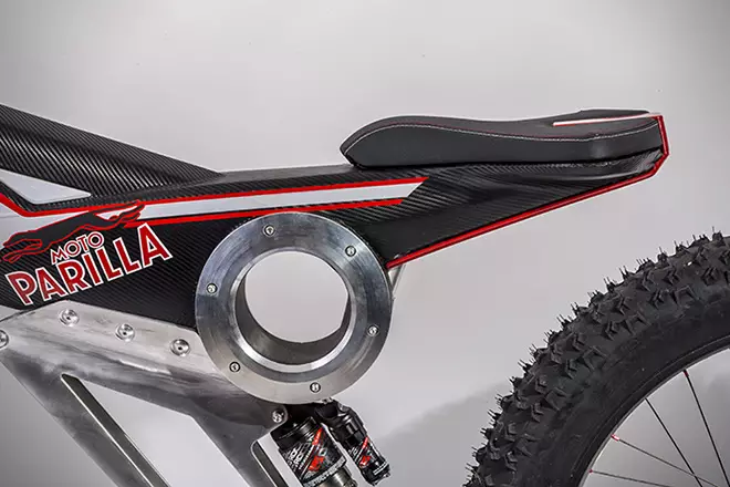 Bicicleta eléctrica de carbono de Moto Parilla 9