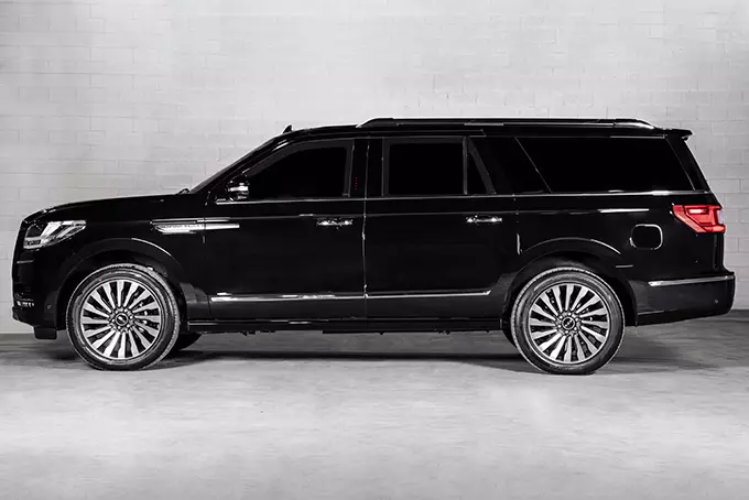 INKAS Gaashaanlaha Lincoln Navigator L SUV 6933_2