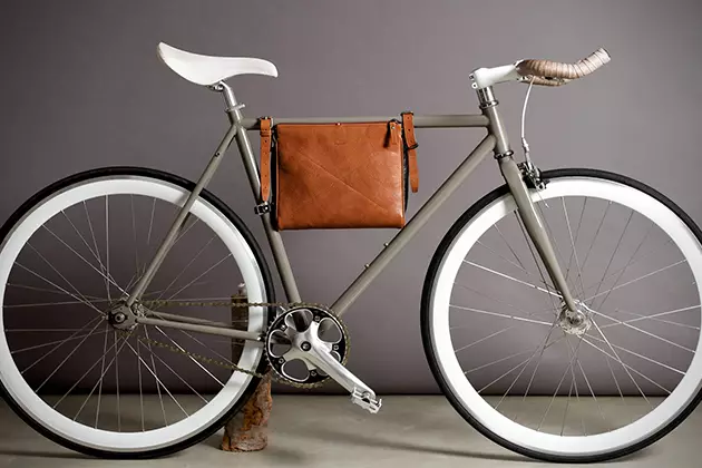 Frame Folio Bicycle Portfolio von Hard Graft 5