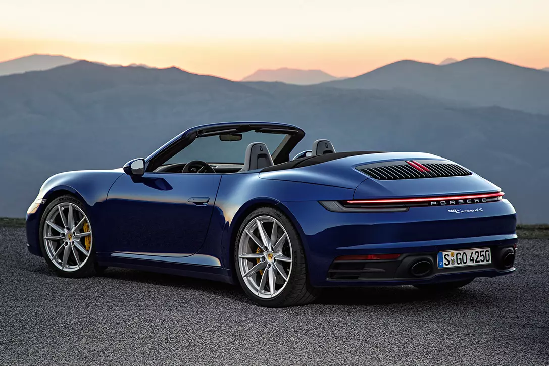 2020 Porsche 911 Cabrio 7369_2