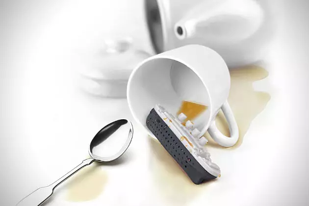 Teatanic Unskinkable Tea Infuser