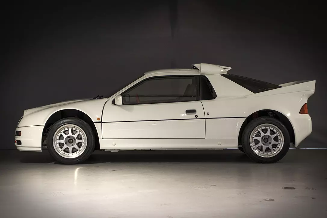 Bloc Ceant: 1986 Ford RS200 Rally Car 7401_1