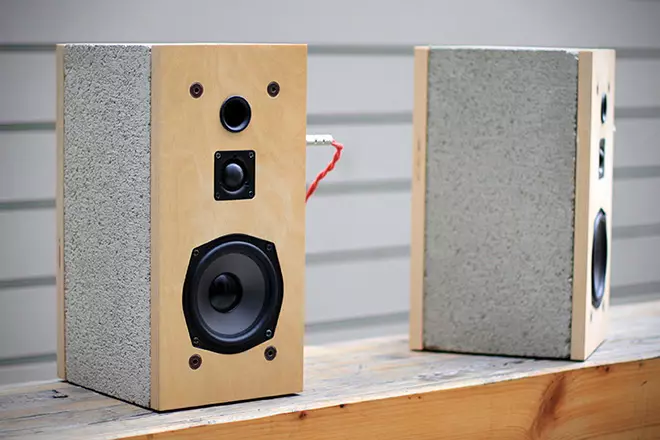 CInder Block Speakers 7402_2