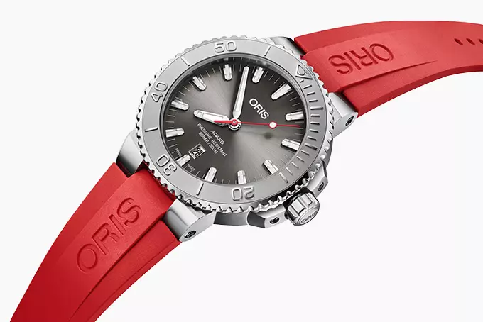 Oris Aquis Datum Reljef Dive Watch 7406_1