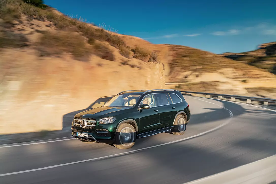 2020 Mercedes-Benz GLS жол талғамайтын көлігі 7456_5