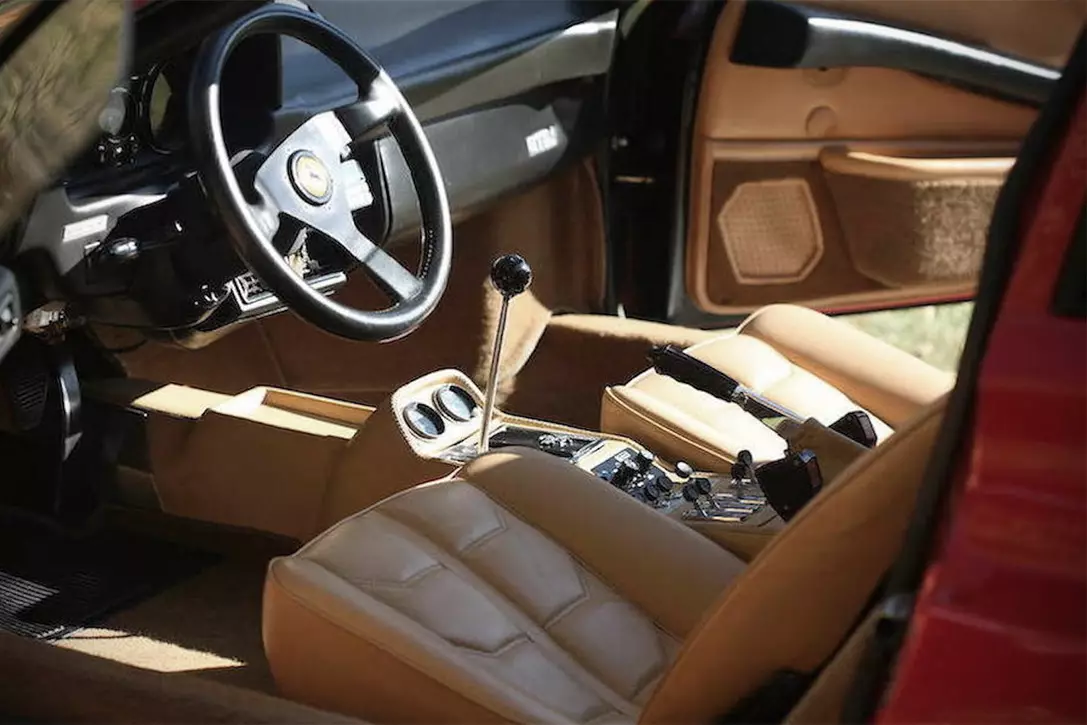 Uppboðsblokk: 1984 'Magnum P.I.' Ferrari 308 GTS 7461_5