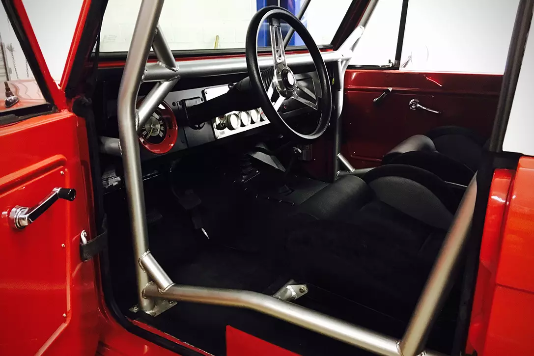 Veilingblok: Gerestaureerde 1966 Ford Bronco 4x4 7514_4