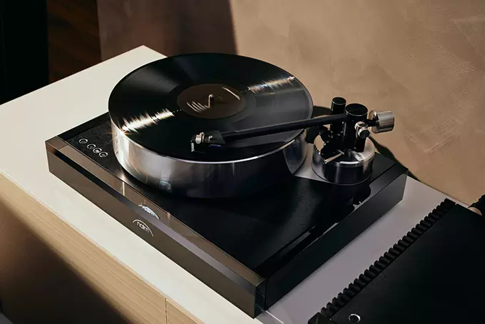 Naim Solstice Special Edition Turntable 7677_3