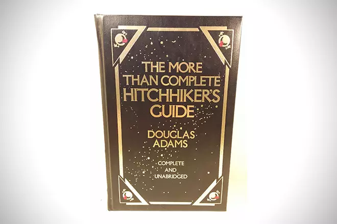 ഗാലക്സിയിലേക്കുള്ള പൂർണ്ണമായ ഹിച്ച്ഹൈക്കറുടെ ഗൈഡ്