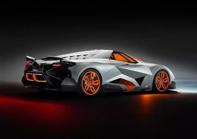 Lamborghini Egoista концепциясы 4