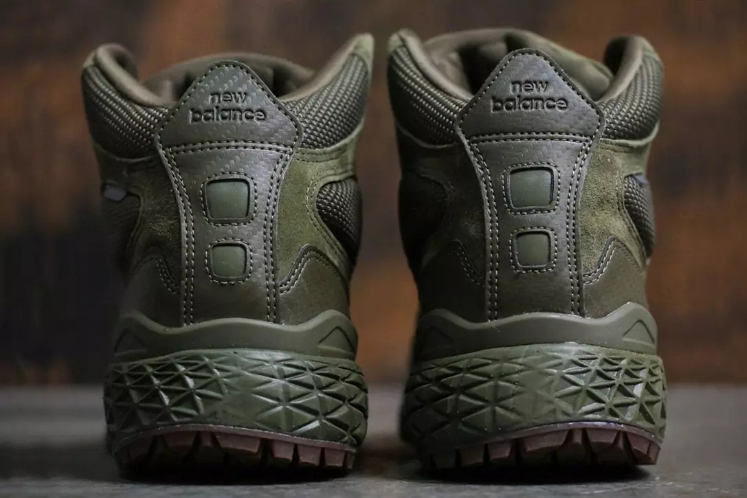 New Balance Fresh Foam Paradox Boots 1