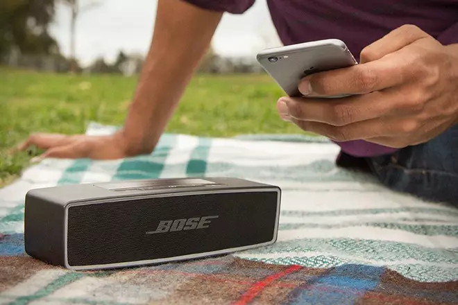 Bose Soundlink Mini II 5