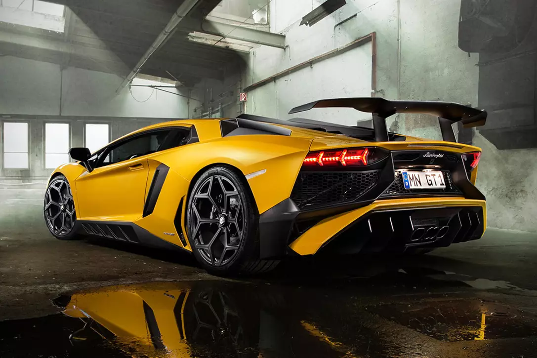 Novitec Torado Aventador 2