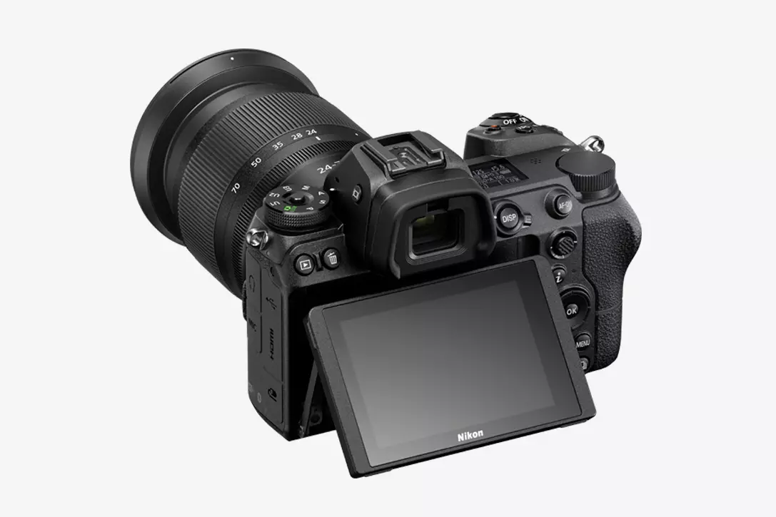 Nikon Z7 Mirrorless Camera 8121_4