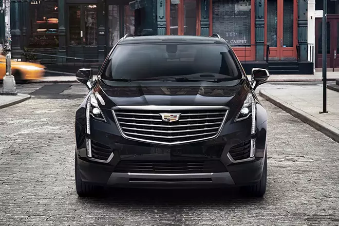 2017 Cadillac XT5 Crossover 3