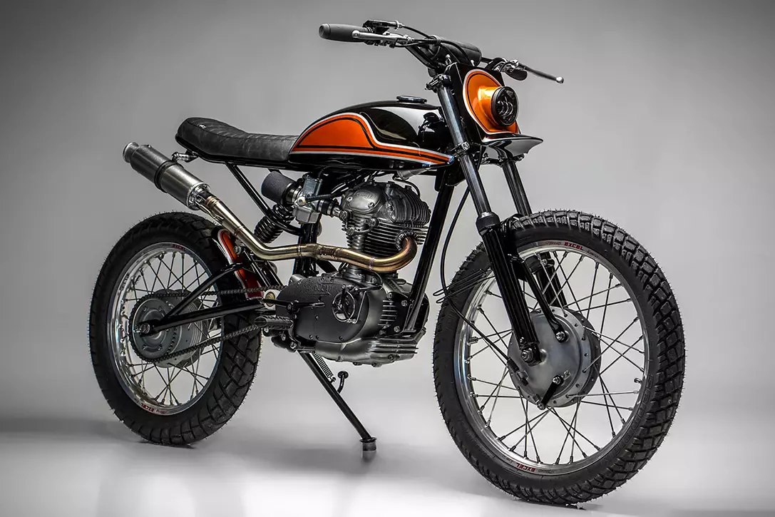 MotoRelic द्वारा 1965 'Dastardly Ducati' 250 Scrambler 8286_1