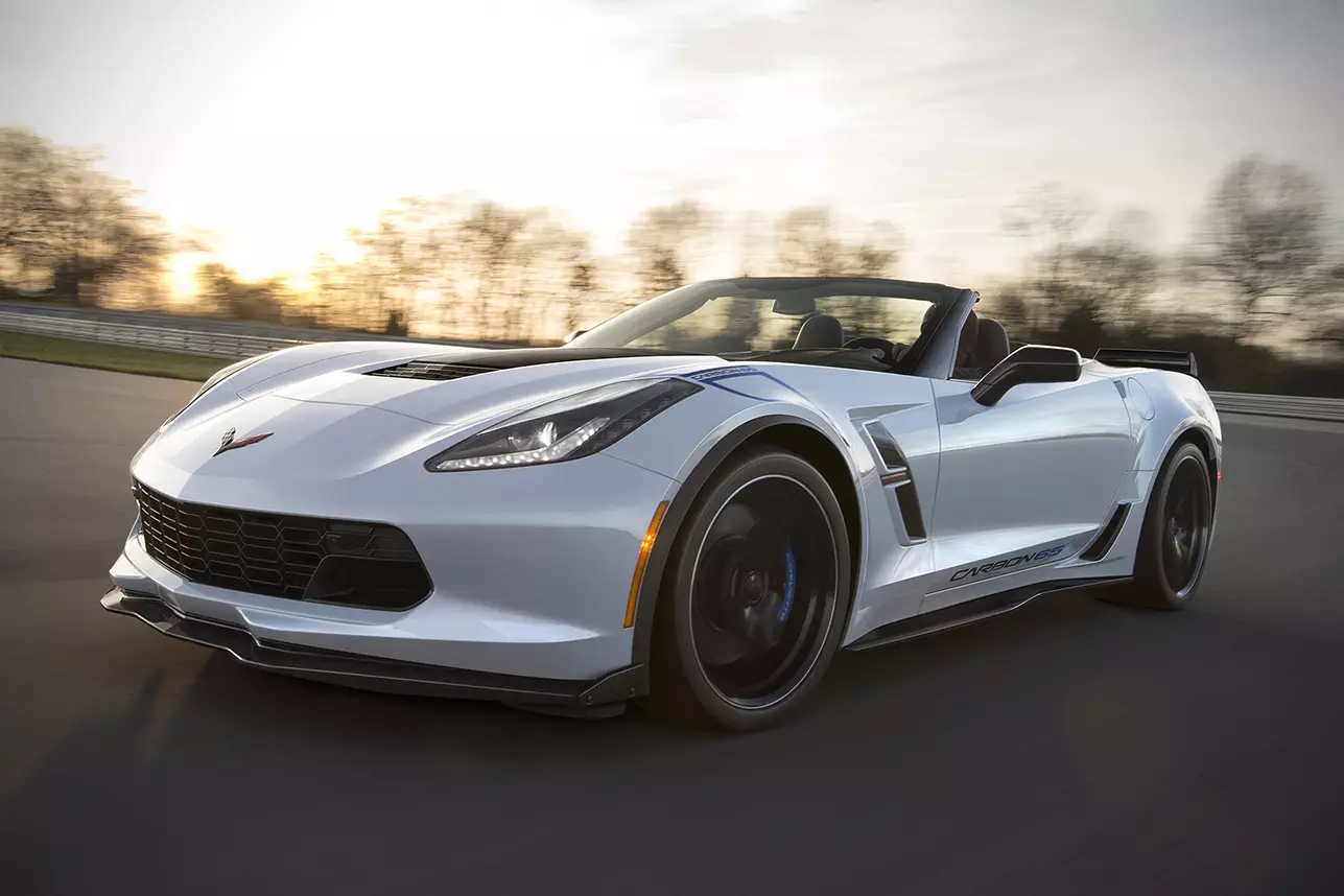 Argraffiad 2018 Chevrolet Corvette Carbon 65