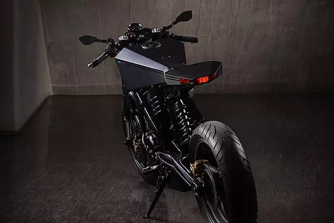 BMW G650 X Challenge Cafe Racer 8