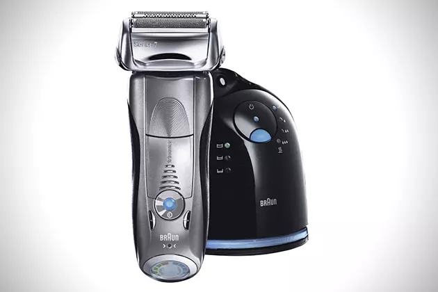 Braun Sraith 7 790cc