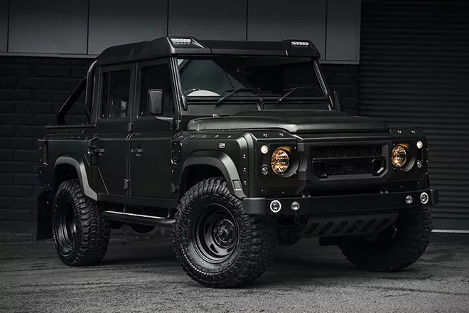 Land Rover Defender Pickup pa Project Kahn 8840_2