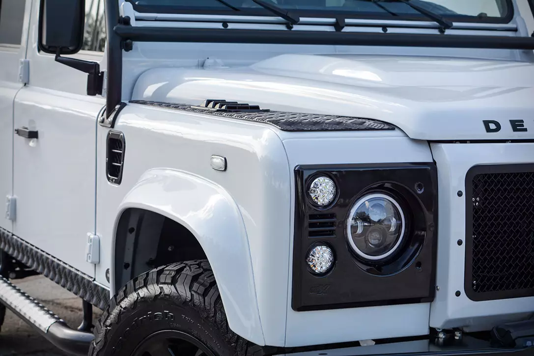 Land Rover Project Alpine Oleh East Coast Defenders 1