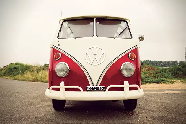 1965 Volkswagen Microbús de lujo de 21 ventanas 2