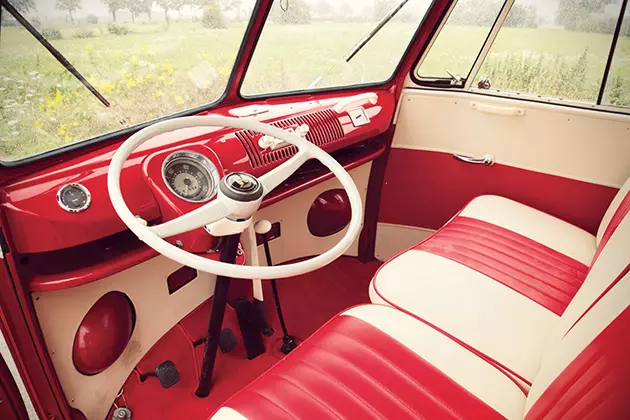 1965 Volkswagen Microbús de lujo de 21 ventanas 5