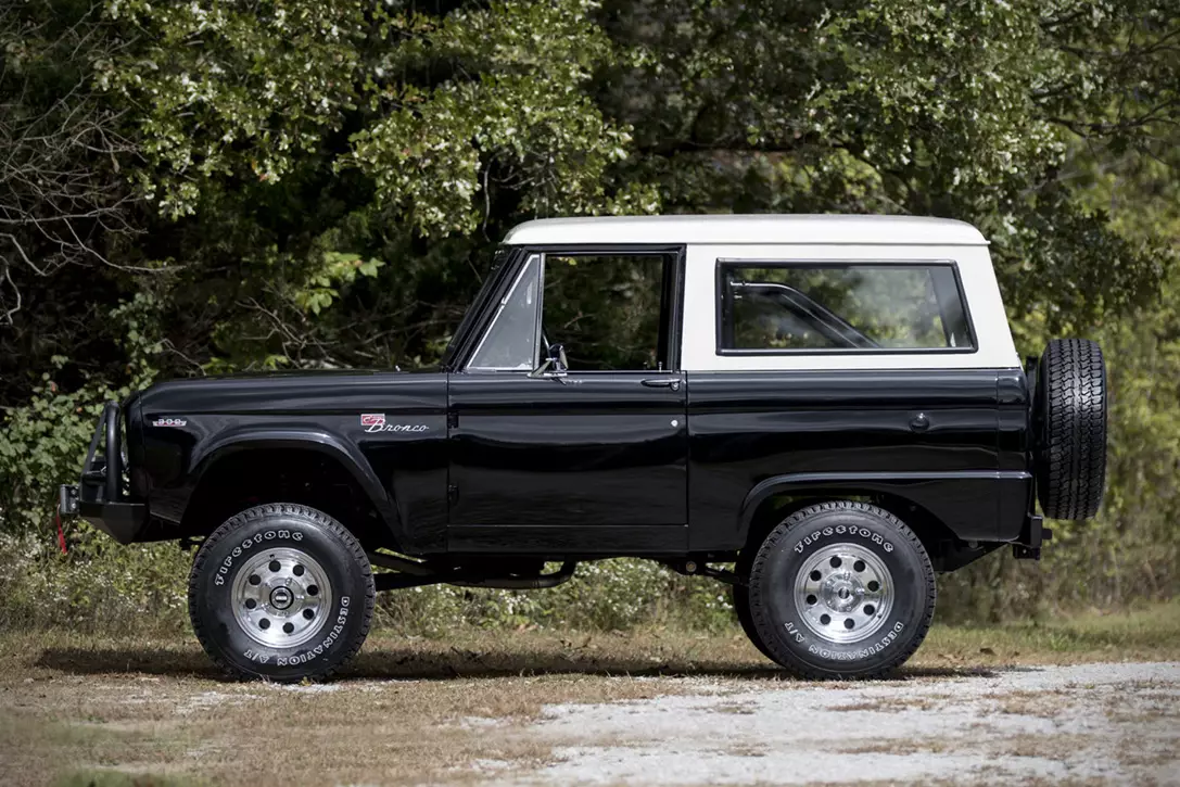 1972. gada FORD BRONCO 9